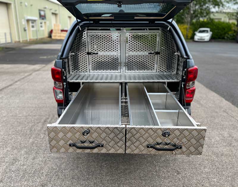 Isuzu Dmax Shooting & Gun Dog Solution | DOUBLE CAB | ISUZU | Canopies ...