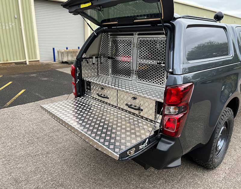 Isuzu Dmax Shooting & Gun Dog Solution | DOUBLE CAB | ISUZU | Canopies ...