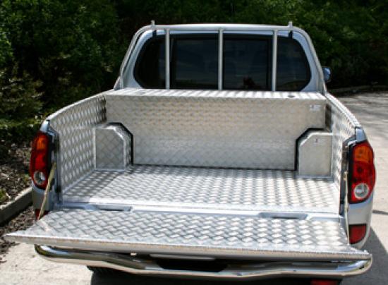 4x4 Aluminium Boxes - Over the Wheel Arch, Full Size Lid | Pickup ...